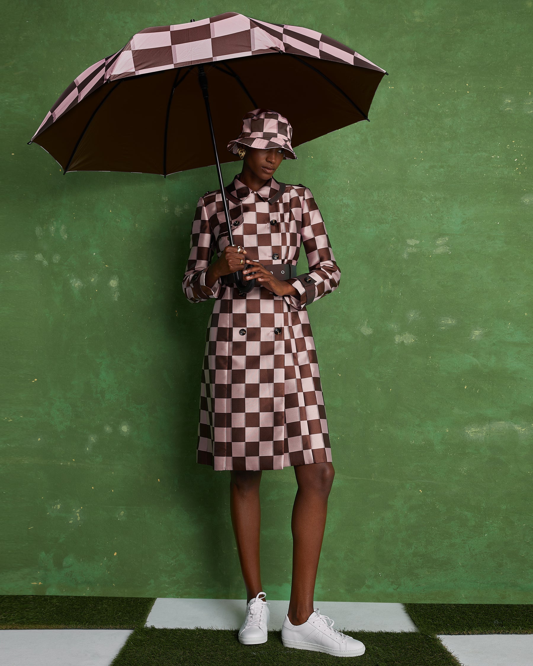 Lisou | Finest silks and bold prints.